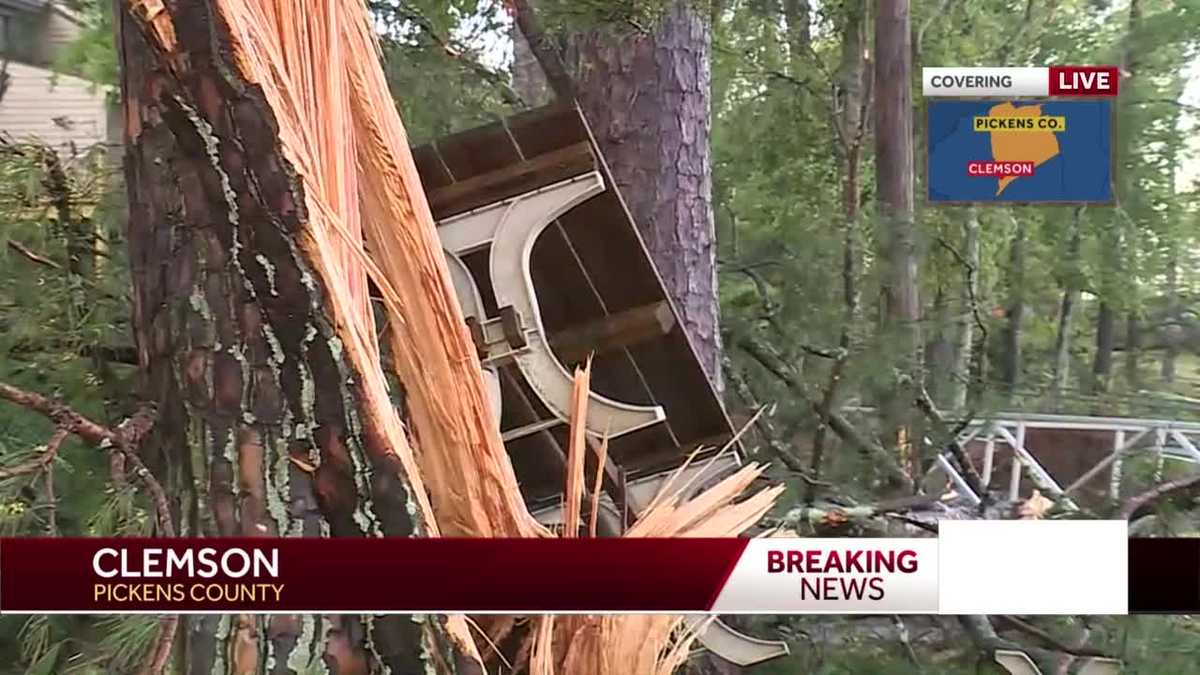Daylight reveals damage in Seneca from possible tornado