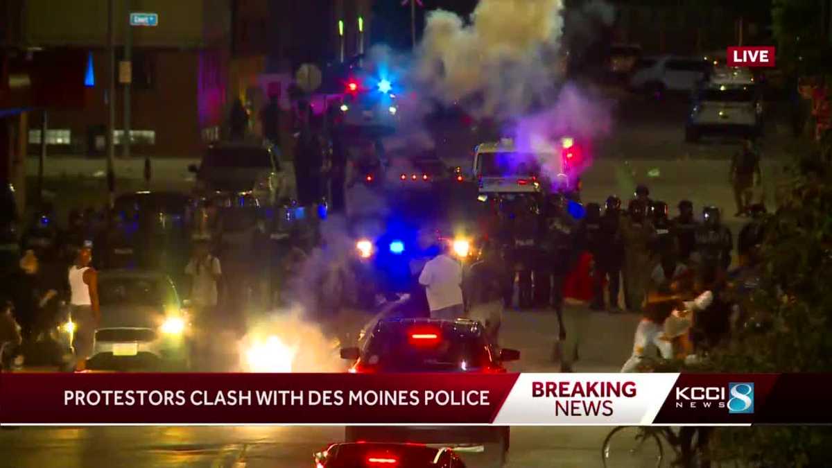 Violence erupts as protesters face off with police in Des Moines