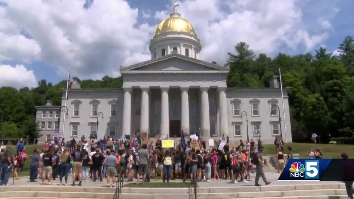 Vermont law enforcement rally turns into dual protest