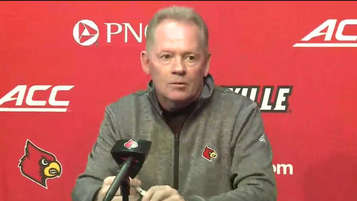 Watch: Bobby Petrino spring football news conference