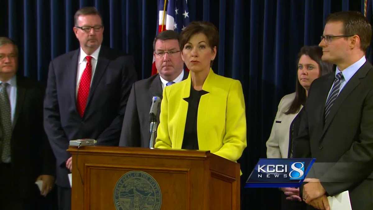 Gov. Kim Reynolds holds first weekly news conference