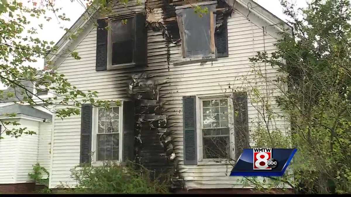 Grandson helps 90-year-old grandmother escape house fire in Scarborough