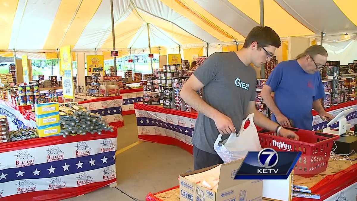 Fireworks stands open in Iowa for the first time in decades