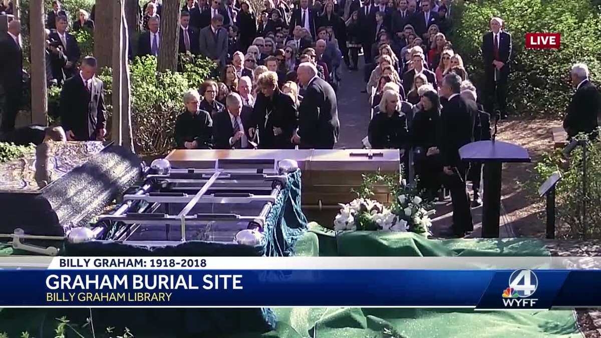 Late Rev. Graham’s body leaves US Capitol ahead of funeral on Friday