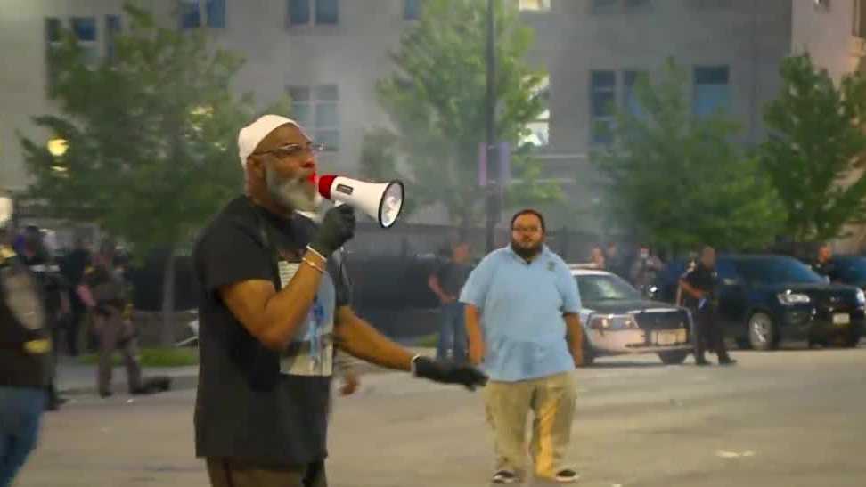 PHOTOS: A look at last night's peaceful rally turned violent protest in ...