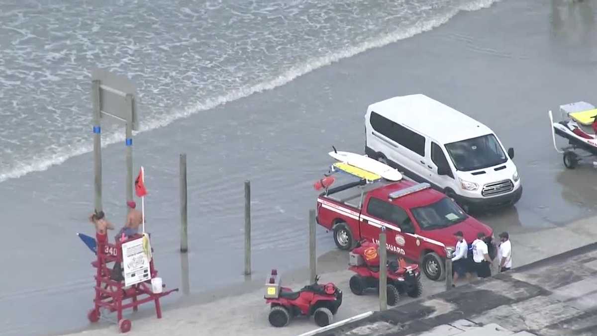 Man pulled from ocean in Daytona Beach dies