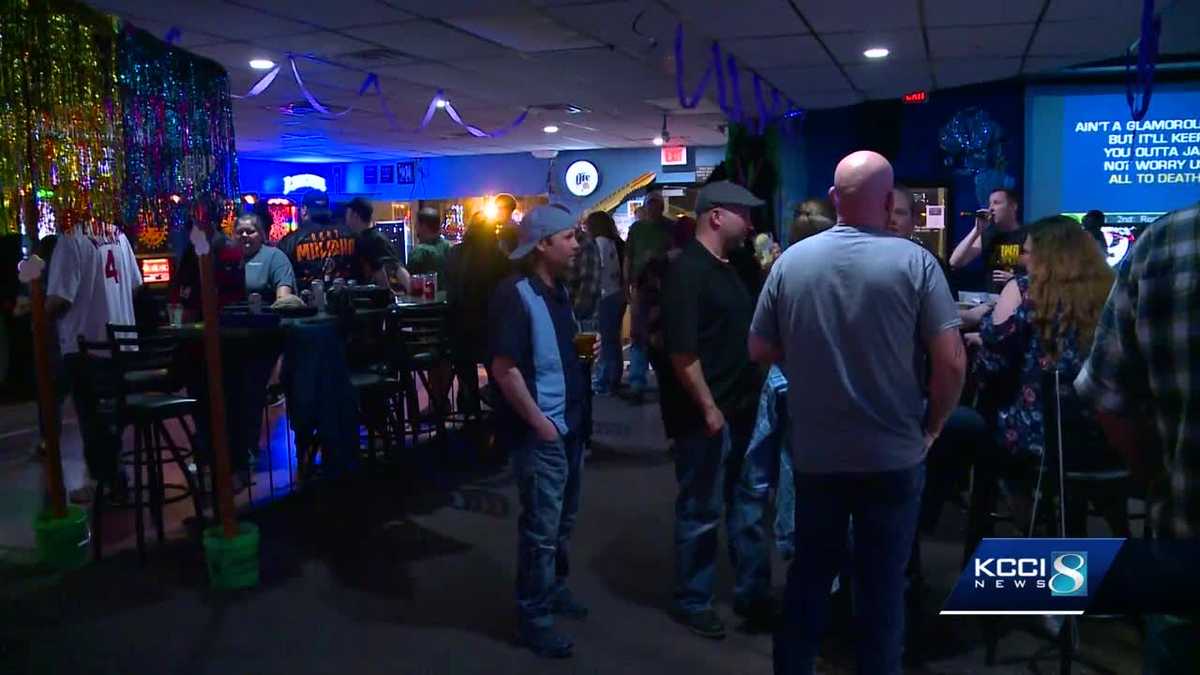 Bar owners try brushing up image after brawls break out Bar owners try brushing up image after brawls break out