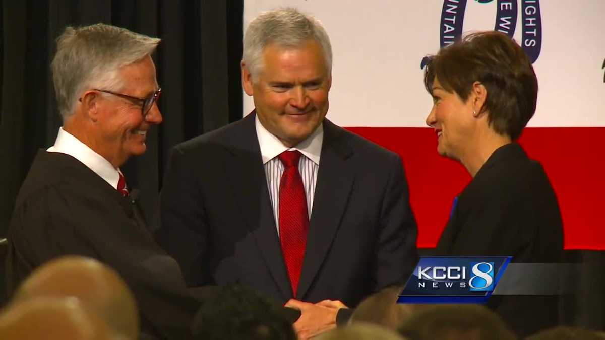 Kim Reynolds becomes Iowa’s first female governor