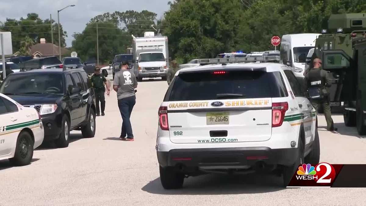 Orange County SWAT team in standoff in Ocoee