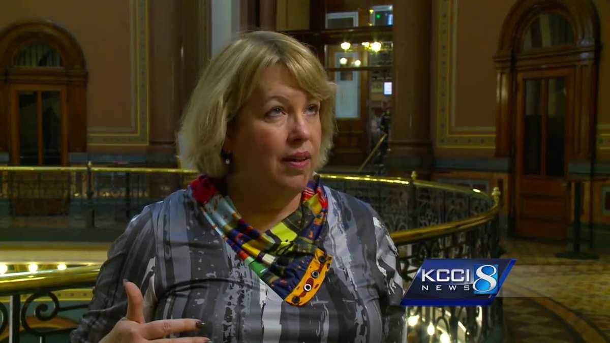 Mental health expert: Politicians are missing the point