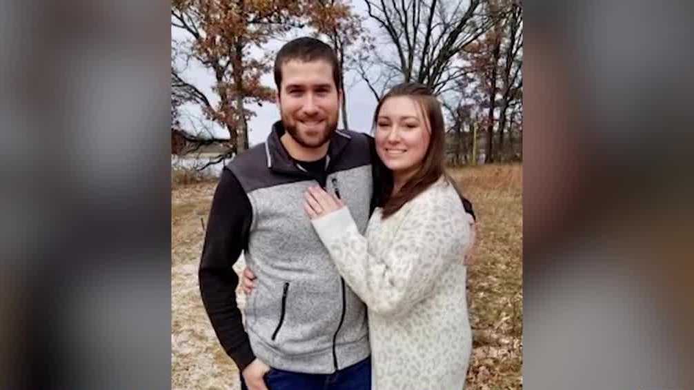 Couple shot and killed in Wisconsin sports bar: What we know