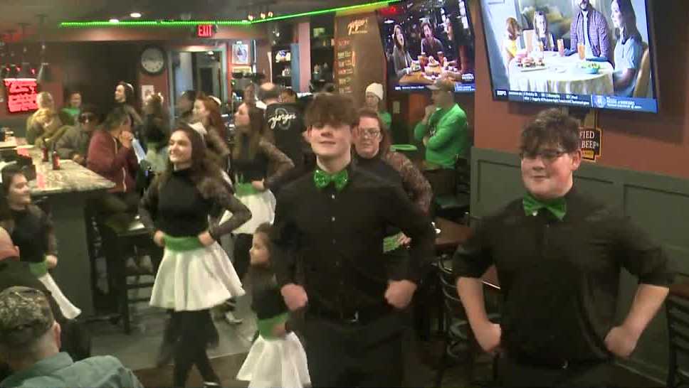 Irish dancers perform at downtown Lancaster bars