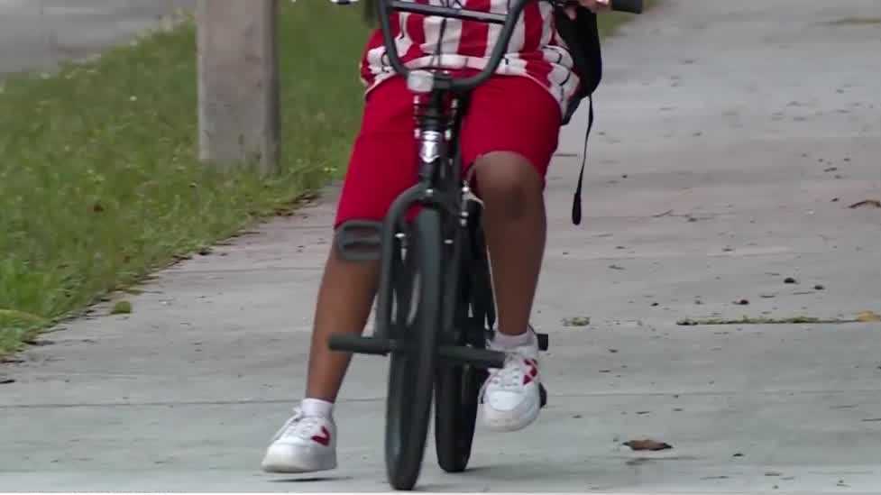 Florida school district holds National Walk, Bike & Roll to School Day