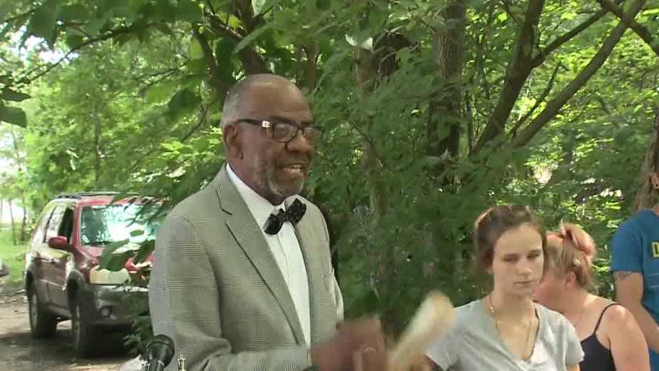 Family of man killed by undercover LMPD detective pushes back