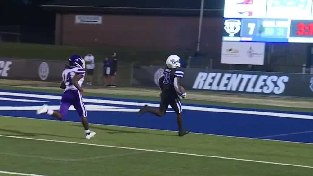 Alabama high school player speeds for 66-yard touchdown