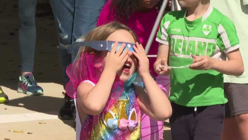Riverchase Elementary students excited over annular solar eclipse