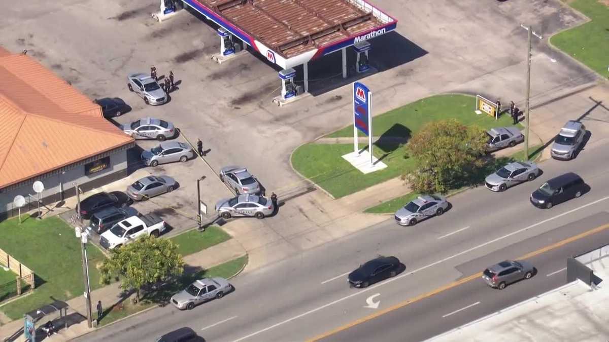 LMPD investigating shooting at gas station in Russell