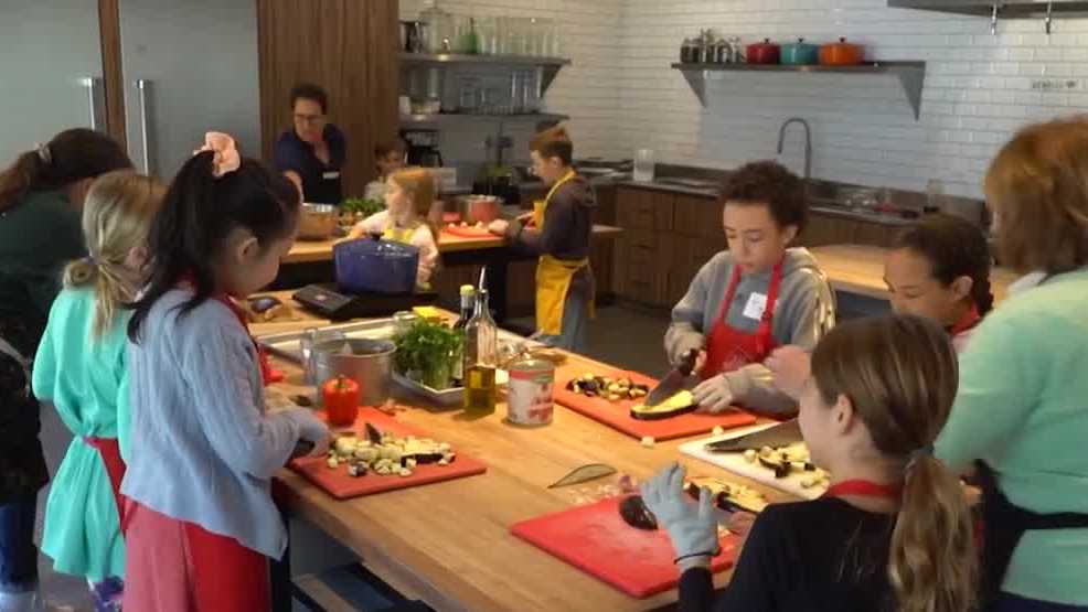 Orlando nonprofit teaches nutrition, cooking skills to local kids