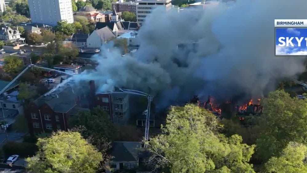 Alabama fire displaces nearly 20 people