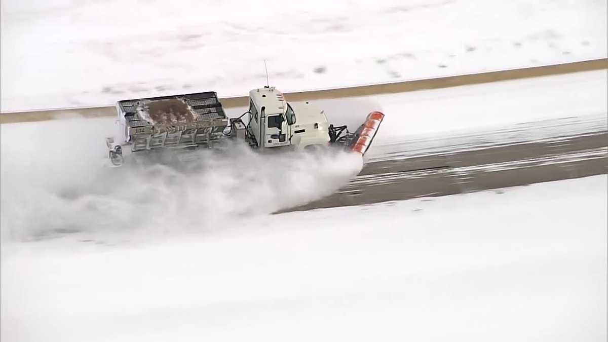 SKY 5 LIVE: Tracking road conditions after snow blankets OKC