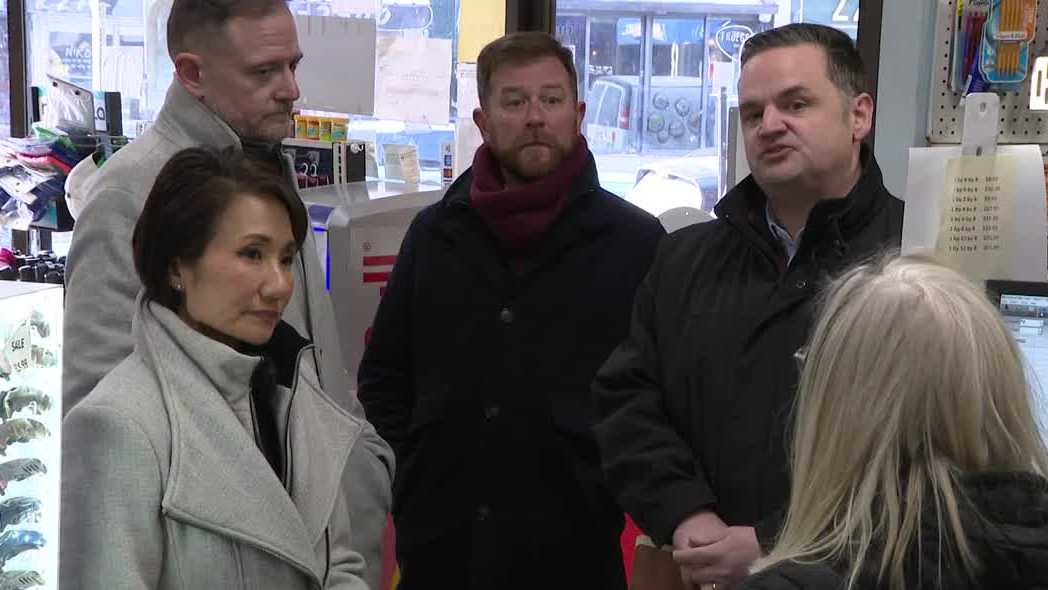 State Sen. Patty Kim meets with Harrisburg business owners