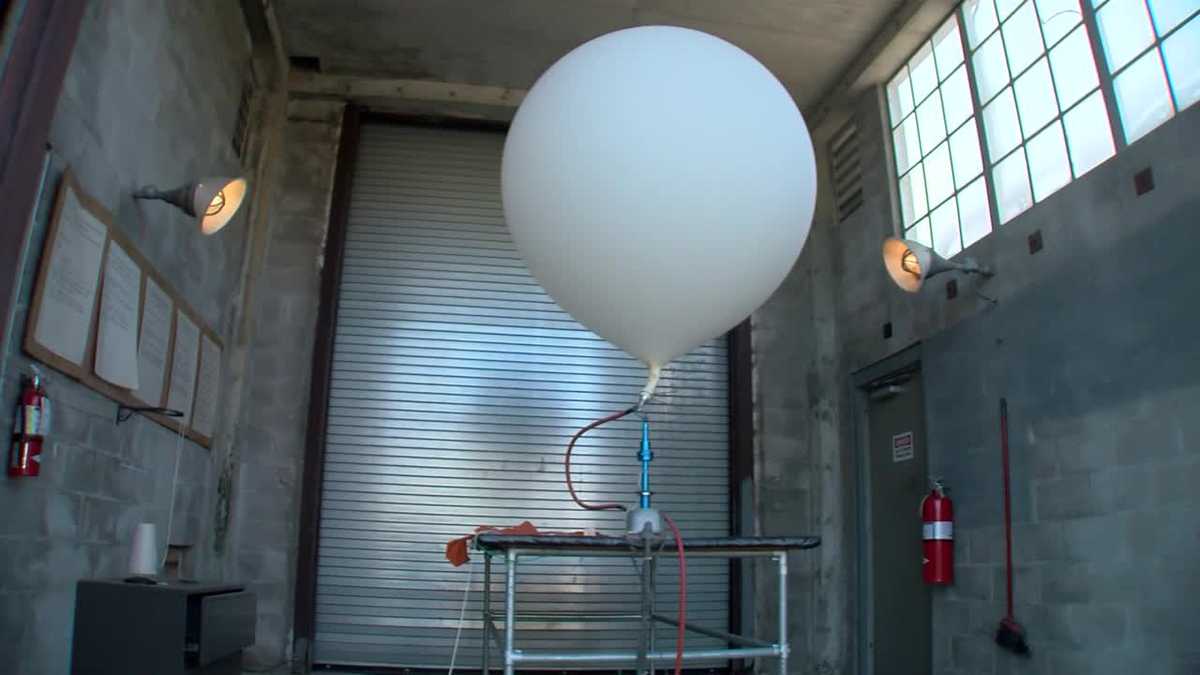 Behind the scenes: How weather balloons help with hurricane forecasting