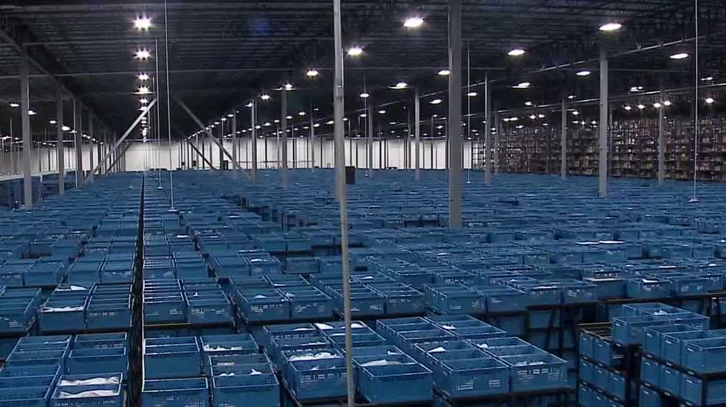 UPS unveils state-of-the-art warehouse, distribution center in ...