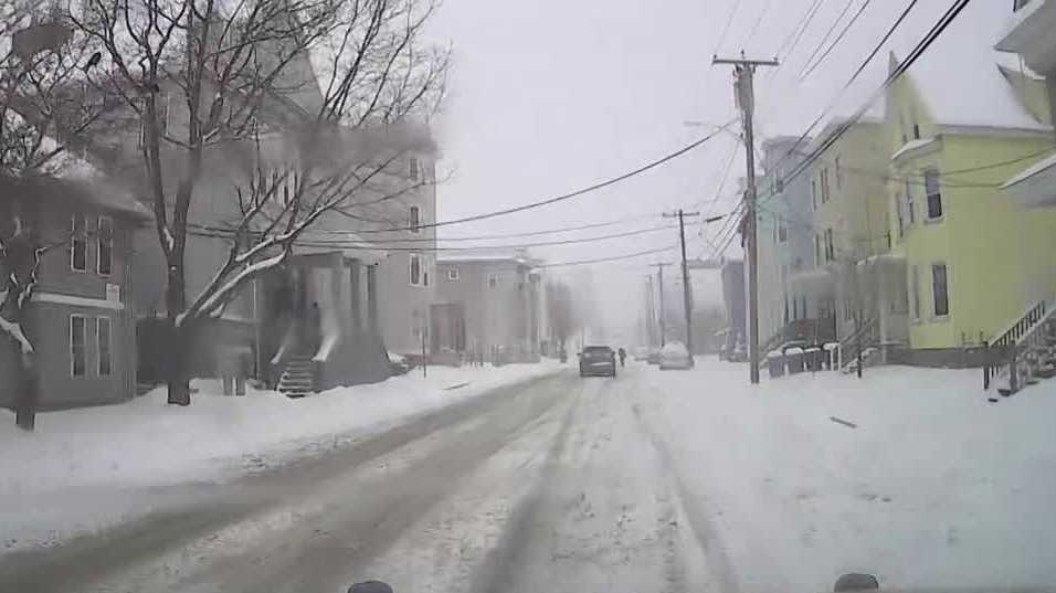 Maine spring snowstorm: Freezing rain brings thousands of outages