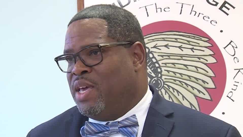 Florida principals receive leadership awards for helping high-risk schools