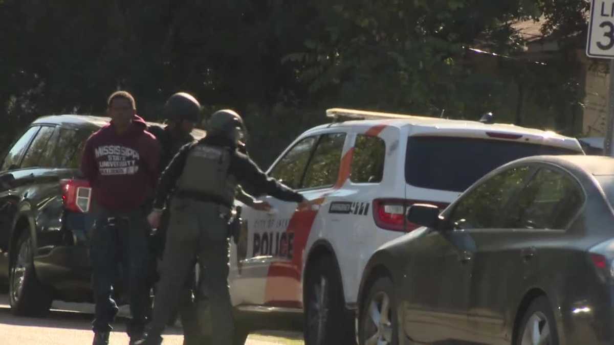 Wanted man involved in standoff kicks out window and was quickly caught