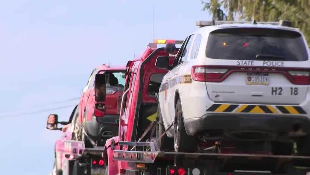 State trooper gets into crash with unrelated vehicle while responding ...
