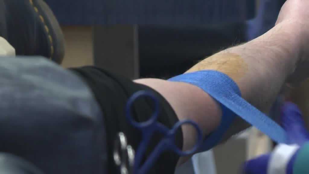 Community blood drive honors fallen York Co. officers