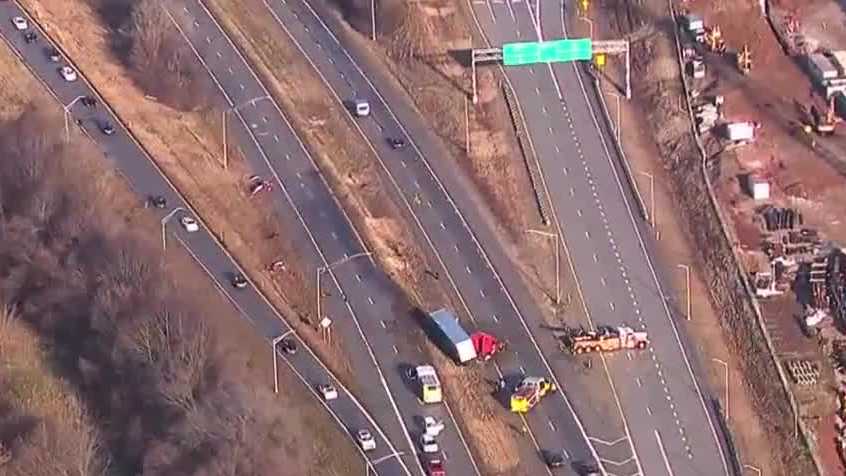 Coroner IDs 20-year-old man killed in Watterson Expressway head-on crash