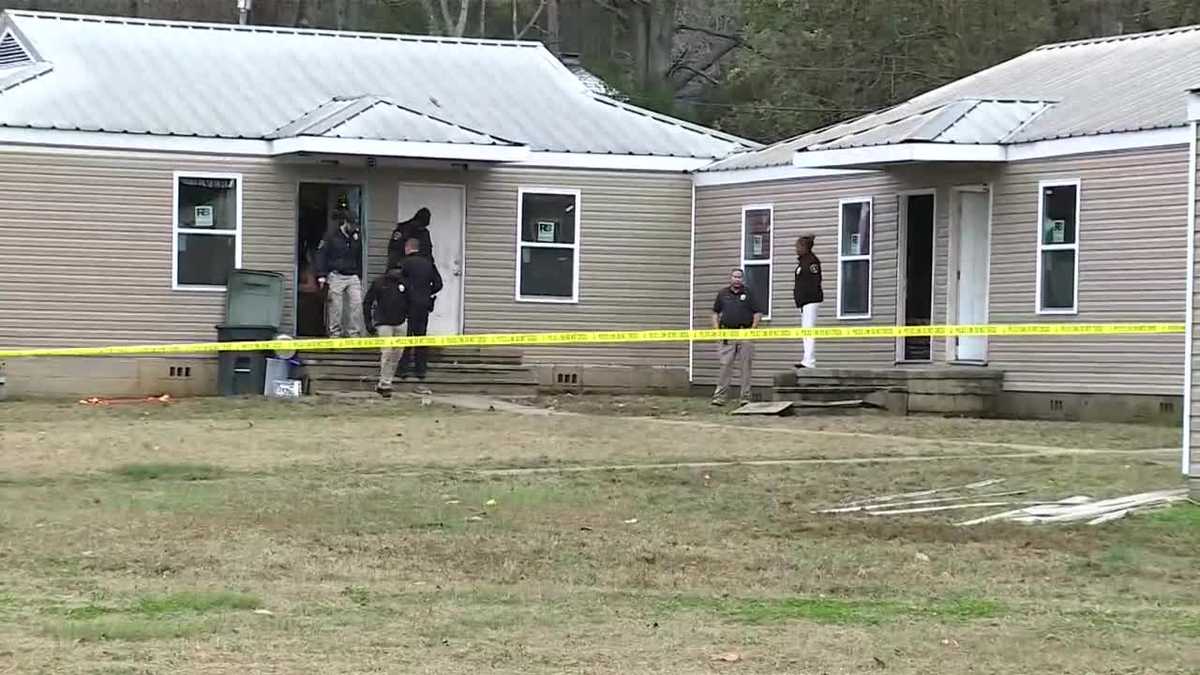 Police presence at shooting scene in Birmingham's Inglenook community