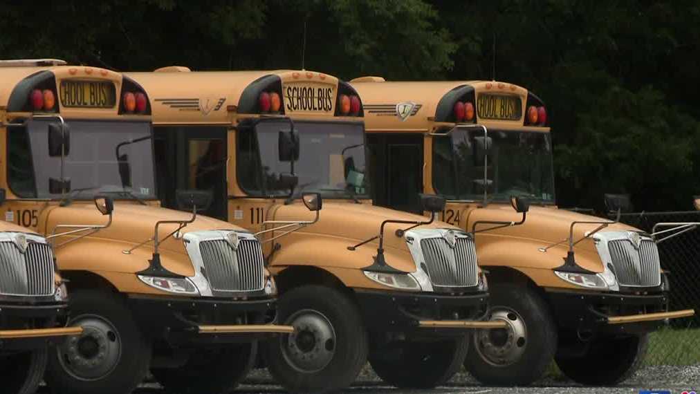 Lancaster school district introduces bus tracking app for parents