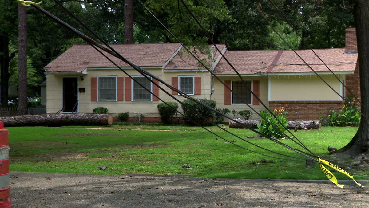 Entergy customers, state regulator want to know why power is still out