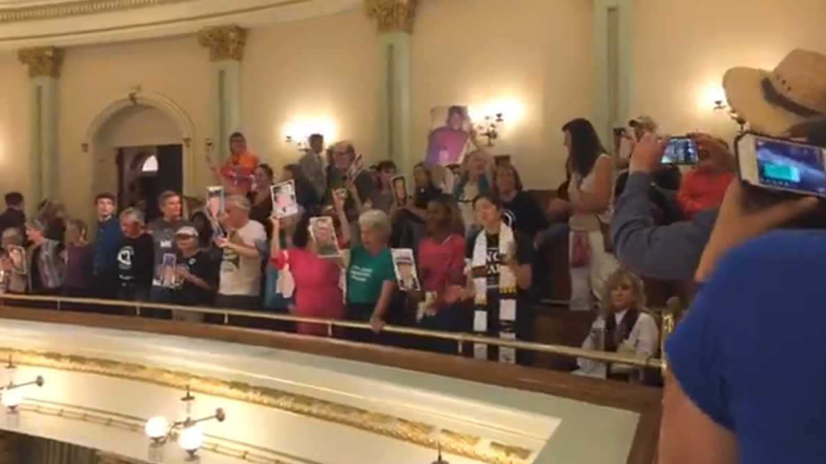 CHP: 20 arrested for disrupting Legislature at California Capitol