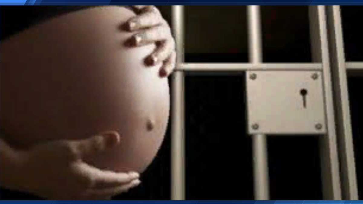 Moms behind bars now able to pump breastmilk for babies