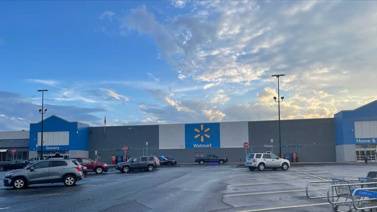 Walmart in South Carolina evacuated due to bomb threat