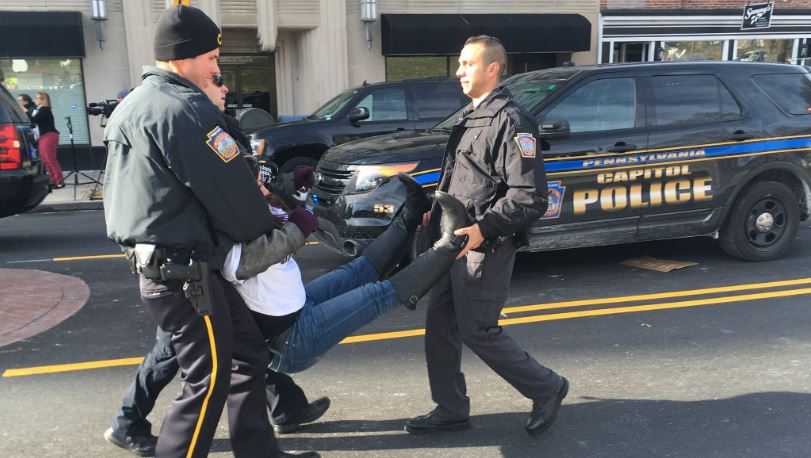 Pro-immigrant protesters arrested after shutting down traffic