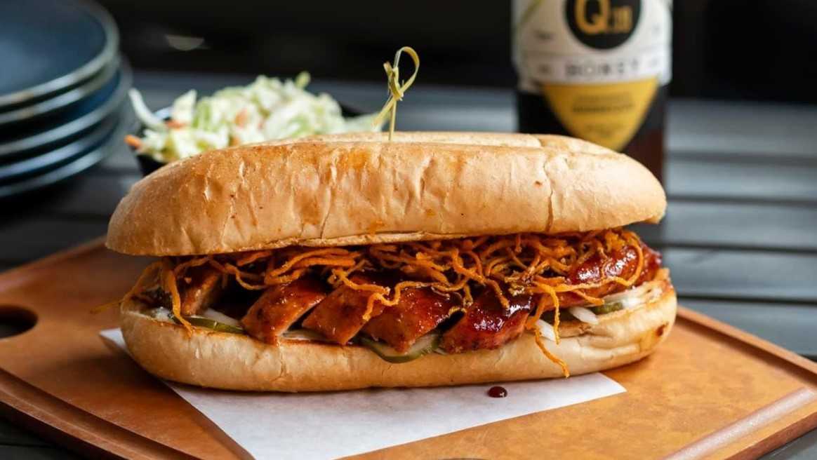 Kansas City BBQ: Q39 unveils new sandwich honoring Chiefs player
