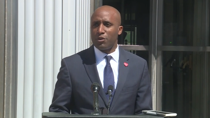 Kansas City Mayor Quinton Lucas reacts to recall of Frank White