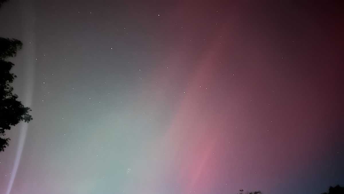 PHOTOS: Northern lights visible across parts of Greater Cincinnati Thursday