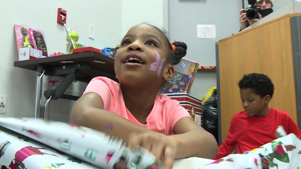 Nonprofit provides presents to children of homicide victims