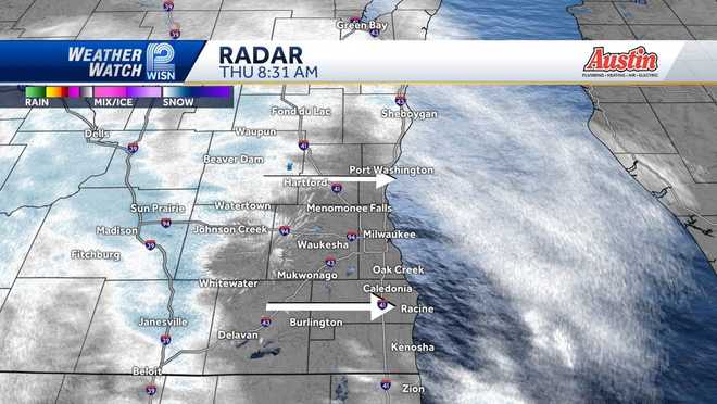Wisconsin snowfall live updates: Road conditions and closures