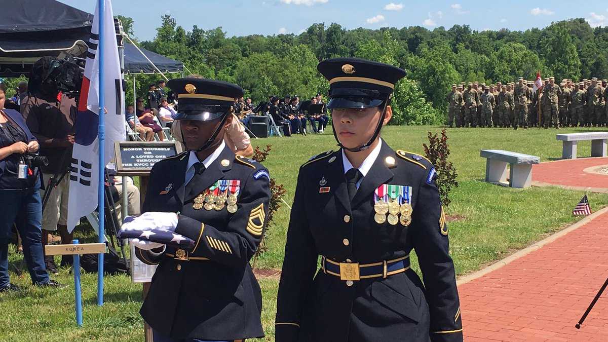 IMAGES: Memorial Day tributes