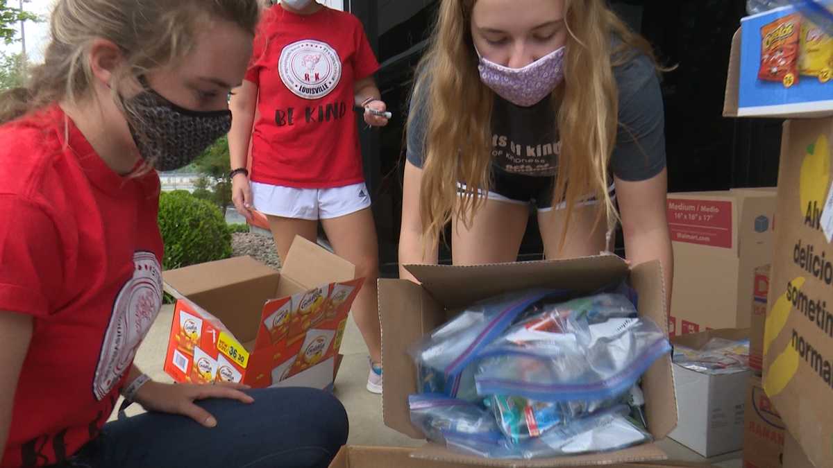 Youth service organization RAK Louisville collects snack kits for kids