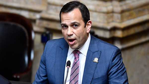 Kentucky doctor, senator named Tennessee health commissioner
