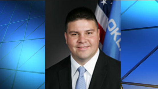 Governor asks lawmaker to step down following arrest