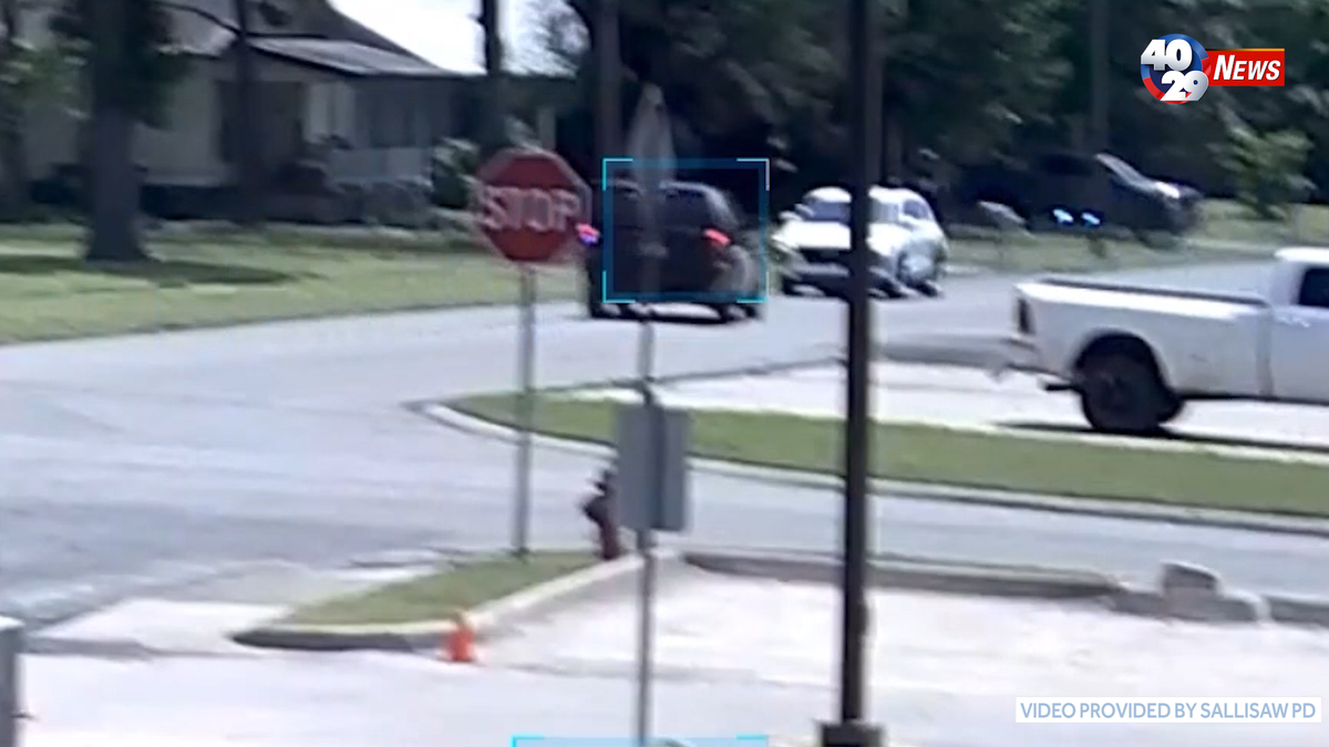 Sallisaw police officers intentionally crash police car